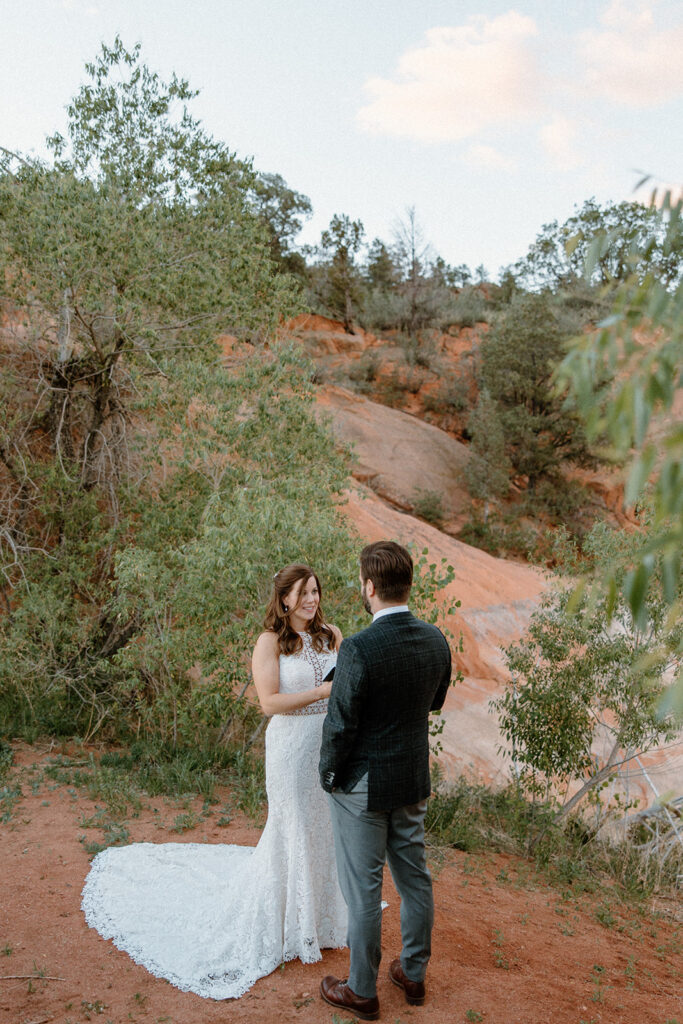 Colorado Elopement at Lofthouse + Red Rock Canyon Open Space - Claire ...
